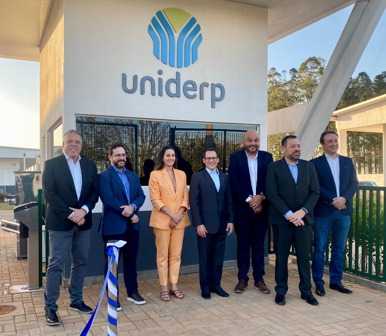 Faculdade de Medicina Uniderp de Ponta Porã é inaugurada com a presença ...