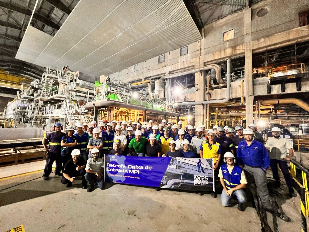 Reforma da Voith Paper na Caixa de Entrada da MP1 da Suzano em Mucuri ...